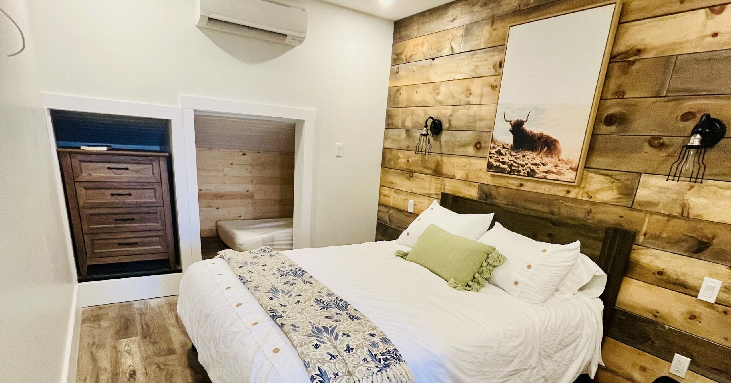 Accommodations – Groovy Goat